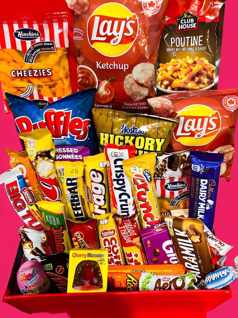 Ultimate Canadian Snacks Gift Box - Giftly Treats